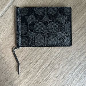 Coach | Bags | Coach Slim Money Clip Billfold Wallet In Signature ...